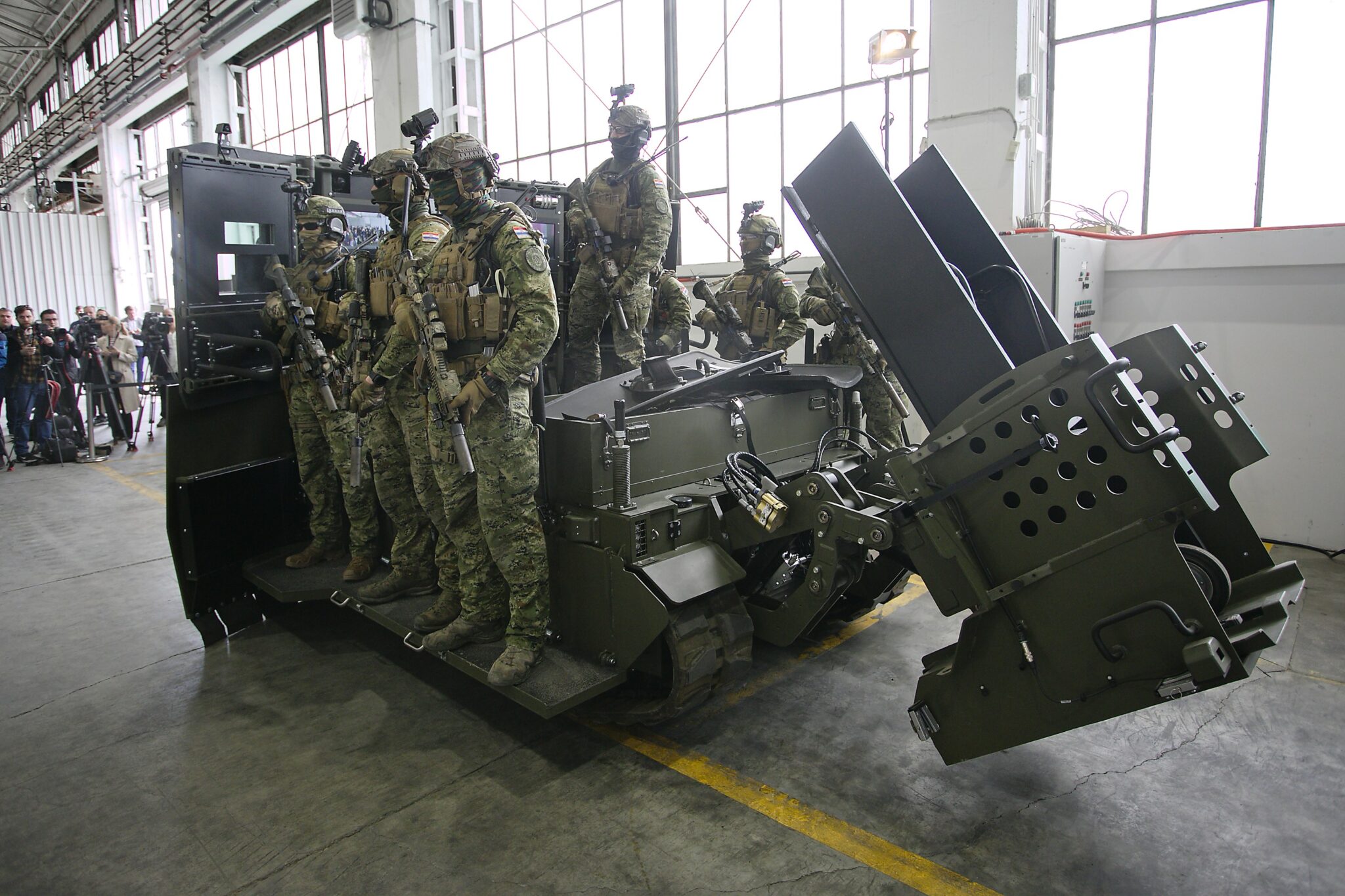Croatian Premiere of DOK-ING's Counter-Terrorism Robotic System MV-3 ...